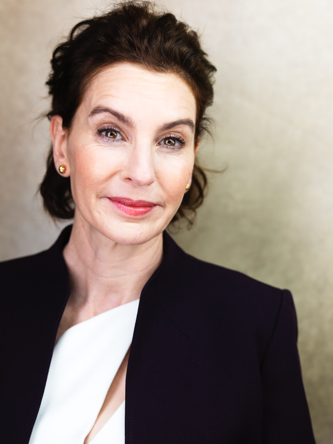 Hilary Greer | Contact